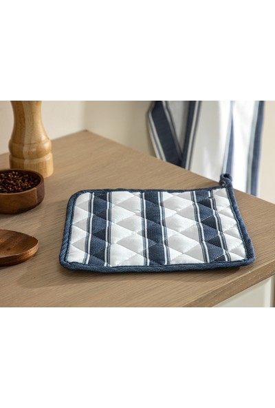 English Home Blue Lines Polyester Tutaç 20 x 20 cm Lacivert English Home Blue Lines Polyester Tutaç 20 x 20 cm Lacivert