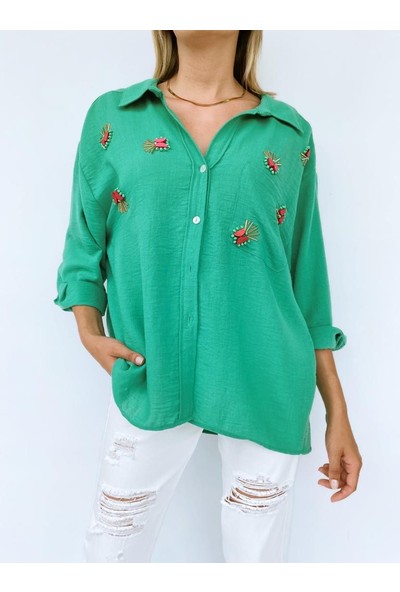 Key Moda Kadın Düşük Omuz Oversize Işlemeli Çimen Yeşili Gömlek Key Moda Kadın Düşük Omuz Oversize Işlemeli Çimen Yeşili Gömlek