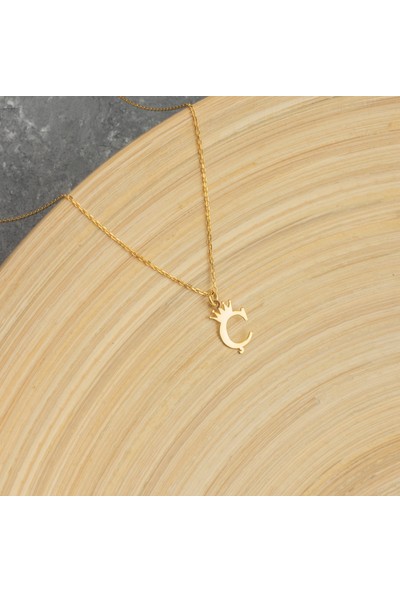 Tubiss Taki 925 Ayar Taçlı Ç Harfi Kolye , Harf Kolyeler , Taçlı Kolyeler Tubiss Taki 925 Ayar Taçlı Ç Harfi Kolye , Harf Kolyeler , Taçlı Kolyeler