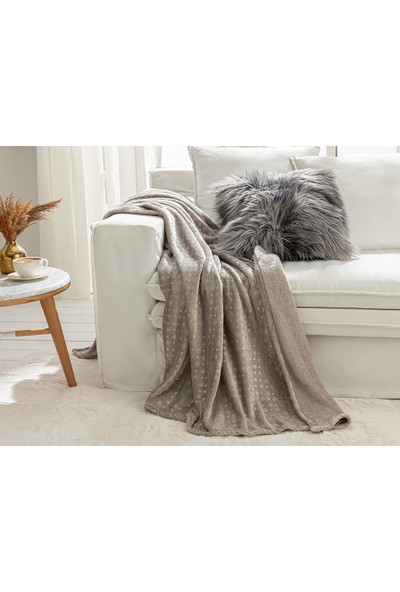 English Home Royal Glow Varak Baskılı Super Soft Tv Battaniye 130 x 170 cm Gri English Home Royal Glow Varak Baskılı Super Soft Tv Battaniye 130 x 170 cm Gri