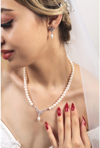 BIRINCI1926 14 Ayar Beyaz Altın Kadın Taşlı Inci Sallantılı Kolye Küpe Ikili Set BIRINCI1926 14 Ayar Beyaz Altın Kadın Taşlı Inci Sallantılı Kolye Küpe Ikili Set