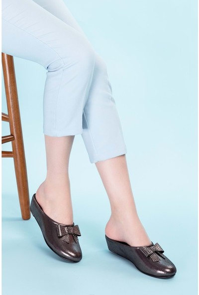 Gondol Taşlı Fiyonklu Şık Ev Terliği MIK.0577 - Platin - 40