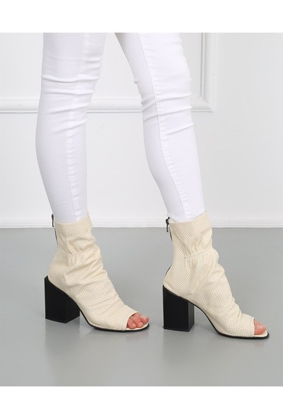 Hakiki Deri Arkadan Fermuarlı Bej Kadın Yaz Botu Hakiki Deri Arkadan Fermuarlı Bej Kadın Yaz Botu