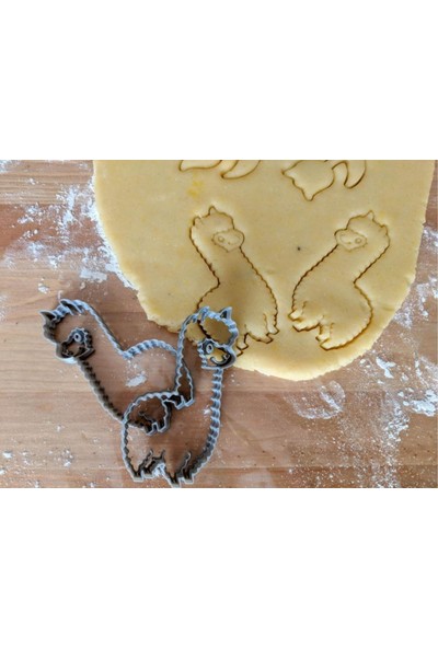 Sevimli Lama Yılbaşı Kurabiye KALIBI-ISBILENTEKNOLOJI1685