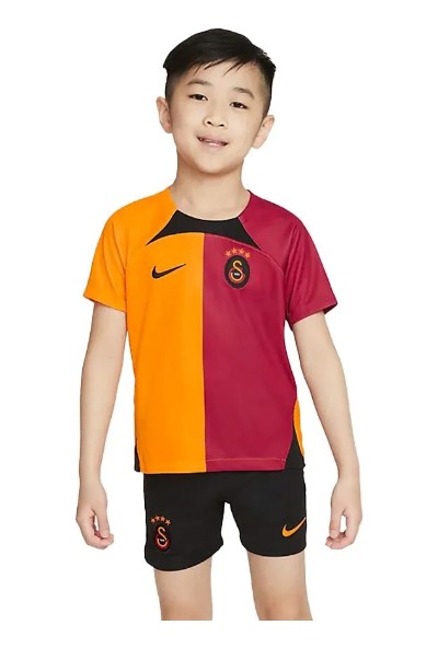 Galatasaray 2023 Çocuk Şortlu Takım Iç Saha Forması
