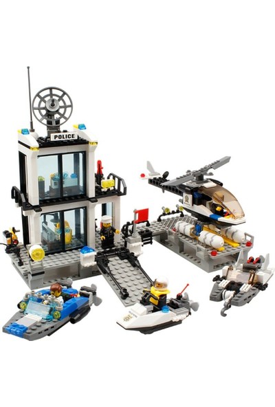 Kazi 6726 536 Parça Polis İstasyon Seti Kazi 6726 536 Parça Polis İstasyon Seti
