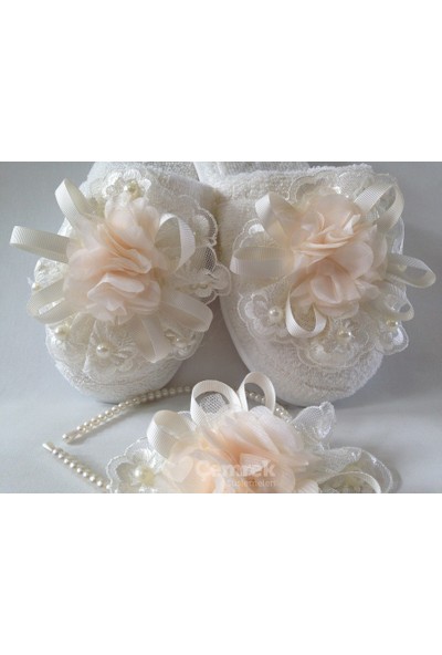 Cemrek Krem İncili Lohusa Terliği Takımı Cemrek Krem İncili Lohusa Terliği Takımı