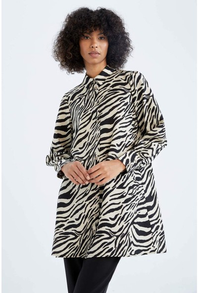 DeFacto Regular Fit Gömlek Yaka Zebra Desenli Uzun Kollu Viskon Tunik Y1903AZ22AU