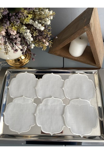 Lilies Atelier Beyaz 6 Adet Nakışlı Kokteyl Sunum Peçetesi Luxury Lilies Atelier Beyaz 6 Adet Nakışlı Kokteyl Sunum Peçetesi Luxury