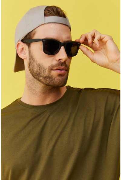 Royal Club De Polo Barcelona Unisex Siyah UV400 Korumalı Güneş Gözlüğü RPSS012202 Royal Club De Polo Barcelona Unisex Siyah UV400 Korumalı Güneş Gözlüğü RPSS012202