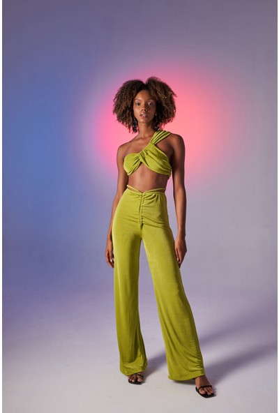 Holly Lolly Yüksek Bel Bağlama Detaylı Esnek Beatrice Pantolon Yeşil Holly Lolly Yüksek Bel Bağlama Detaylı Esnek Beatrice Pantolon Yeşil