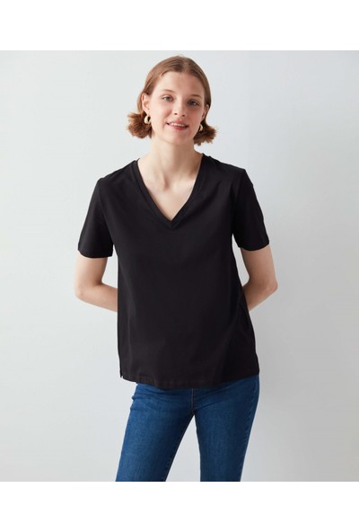 İpekyol V Yaka Tişört