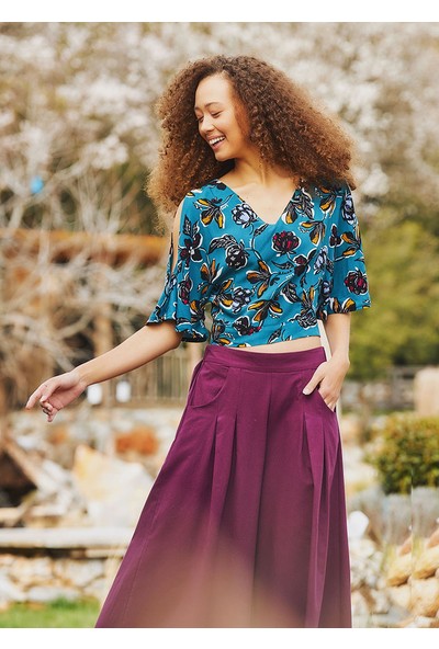 Clandestino Kol ve Sırt Detaylı Kısa Bluz Petrol