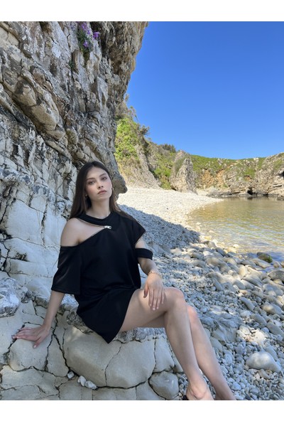 Fuja Chole Fermuar Detaylı Omzu Büzgülü Ovrsize Elbise