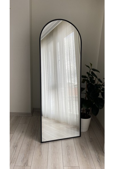 Ersan Dizayn Metal Çerçeve Siyah Ayaklı Boy Aynası