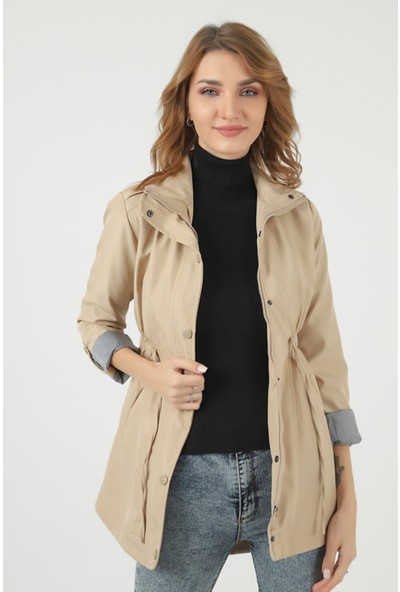 Comstarmoda Kadın Beli Büzgülü Kısa Düz Desenli Trençkot Comstarmoda Kadın Beli Büzgülü Kısa Düz Desenli Trençkot