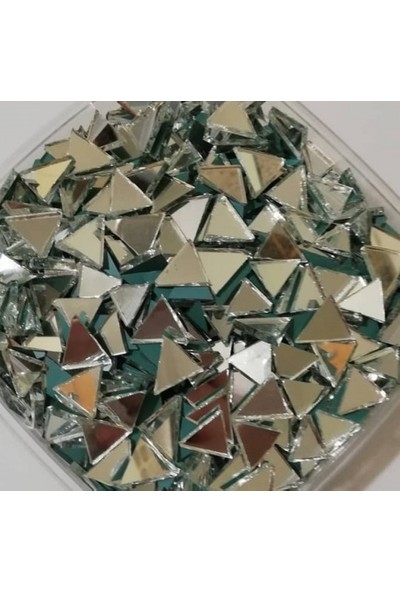 300’LÜ Dekoratif Kırık (3 Mm) Kalınlığında Üçgen Ayna