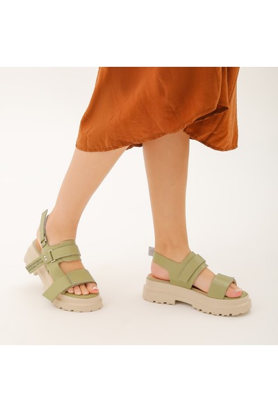 Tamer Tanca Kadın Derı Günlük Sandalet 94 112S Bn Sndlt Y22 Tamer Tanca Kadın Derı Günlük Sandalet 94 112S Bn Sndlt Y22