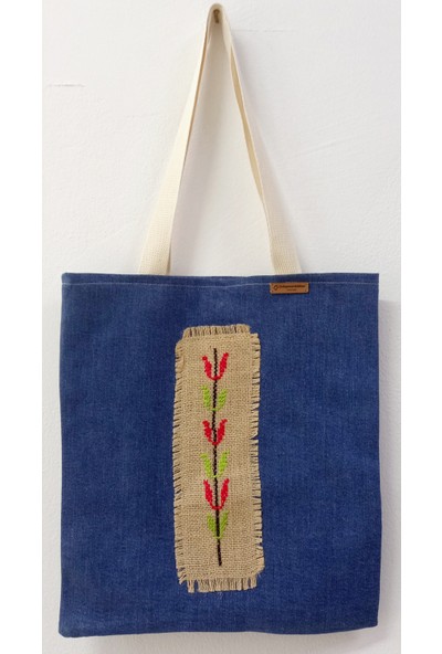 El Işlemeli Özel Tasarım Kot Çanta 34 x 39 cm El Işlemeli Özel Tasarım Kot Çanta 34 x 39 cm