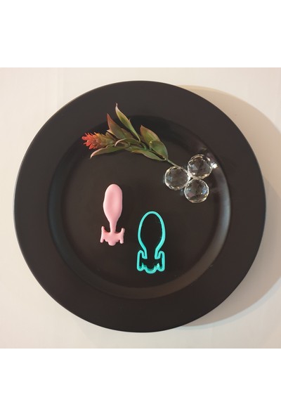 3D Sepetim Roket Kurabiye Kalıbı 83 x 37 x 12 mm 3D Sepetim Roket Kurabiye Kalıbı 83 x 37 x 12 mm