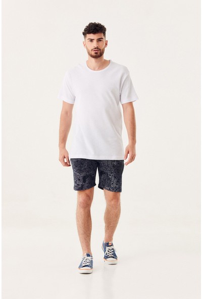 Baskılı Cebi Fermuarlı Şort