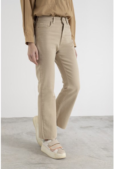 Paçası Kesik Kot Pantolon Bej