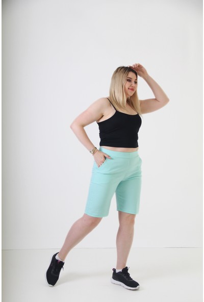 Butiket Su Yeşili Büyük Beden Şort Bengalin Kumaş Rahat Giyim