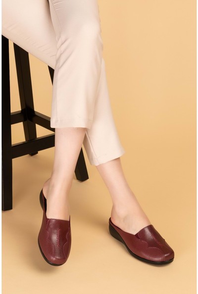 Gondol Hakiki Deri Ev Terliği Bordo 37 ÖZL.324 Gondol Hakiki Deri Ev Terliği Bordo 37 ÖZL.324