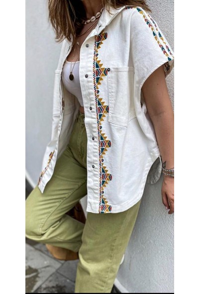 Kese Butik Kadın Nakışlı Oversize Yelek