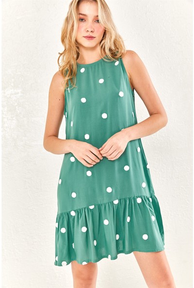 Oshebu Puantiye Işlemeli Sıfır Kol Elbise