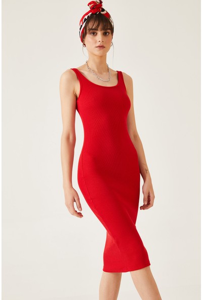 Oshebu Kadın Kalın Askılı Kaşkorse Uzun Elbise