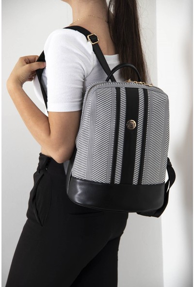 Silver Polo Siyah Beyaz Tek Bölmeli Kadın Sırt Çantası SP1072