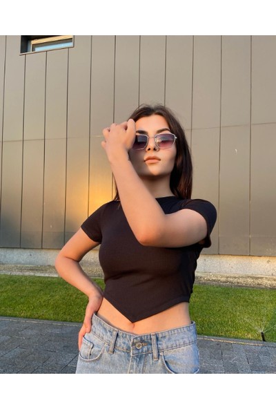 V Kesim Sırt Dekolteli Bluz V Kesim Sırt Dekolteli Bluz