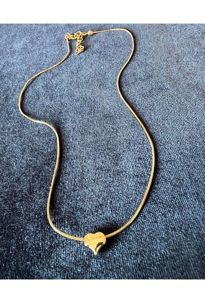 Zeze Takı Tasarım Kalp Detaylı Altın Kaplama Kolye Zeze Takı Tasarım Kalp Detaylı Altın Kaplama Kolye