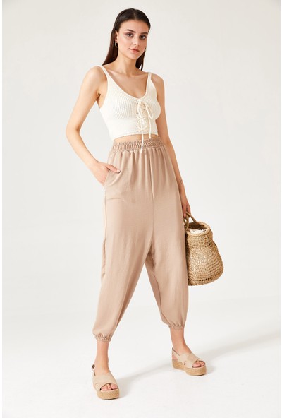 Oshebu Kadın Beli ve Paçası Lastikli Şalvar Pantolon Oshebu Kadın Beli ve Paçası Lastikli Şalvar Pantolon