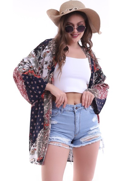 Çeçim Beyaz Kadın Desenli Geniş Kol Viskon Kimono ZYN-58043