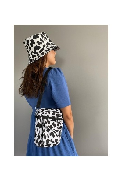 Muyoso Inek Desen Tasarım Şapka ve Çanta 2 Li Kombin Muyoso Inek Desen Tasarım Şapka ve Çanta 2 Li Kombin