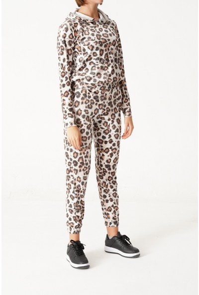 Mdz Collectıon Beyaz Leopar Desenli Eşofman Takımı Saten Kumaş