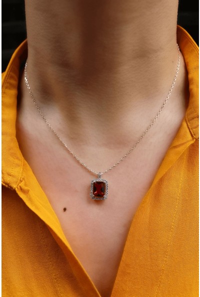 Exist Silver 925 Ayar Gümüş Beyaz ve Kırmızı Baget Taşlı Tasarım Rodyum Kaplama Beyaz Kolye