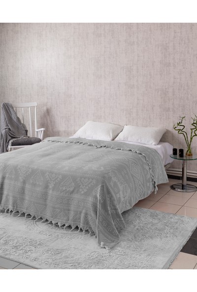 Vagonik Fil Desenli Çift Kişilik Yatak Örtüsü Jakarlı %100 Pamuk 200X230 cm Vagonik Fil Desenli Çift Kişilik Yatak Örtüsü Jakarlı %100 Pamuk 200X230 cm
