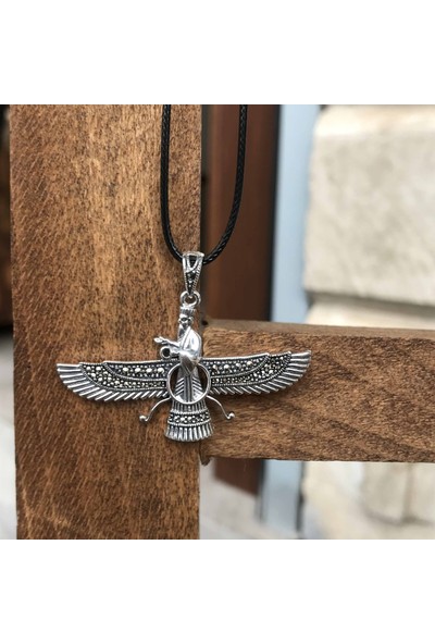 Markazit Taşlı Büyük Boy Unisex Ahura Mazda Gümüş Kolye