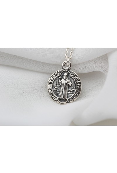 Glorria Gümüş Saint Benedict Kolye Glorria Gümüş Saint Benedict Kolye