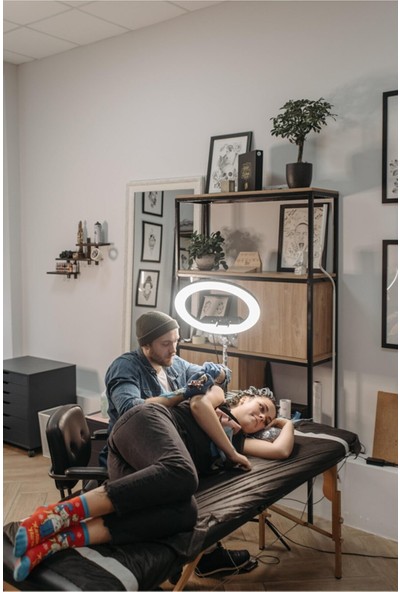 Yussraw Mega Boy Ring Light Youtuber Makyaj Güzellik 5500K 48W Kuaför Kit Çantalı ve Kumandalı 18 Inç Işık Yussraw Mega Boy Ring Light Youtuber Makyaj Güzellik 5500K 48W Kuaför Kit Çantalı ve Kumandalı 18 Inç Işık