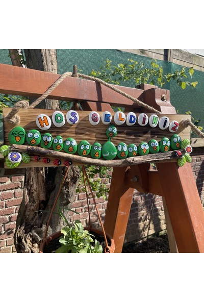 Özgün Art Store Hoşgeldin Yazılı Kuş Temalı Dekoratif Ahşap Tablo Özgün Art Store Hoşgeldin Yazılı Kuş Temalı Dekoratif Ahşap Tablo