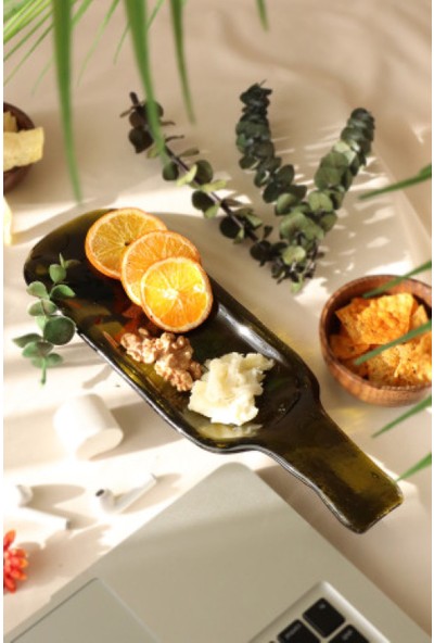 Mory Design Store Geri Dönüşüm Cam Şişe Tasarım Meze Servis Tabağı & Peynir Sunum Tabağı- Çukur Mezelik Mory Design Store Geri Dönüşüm Cam Şişe Tasarım Meze Servis Tabağı & Peynir Sunum Tabağı- Çukur Mezelik