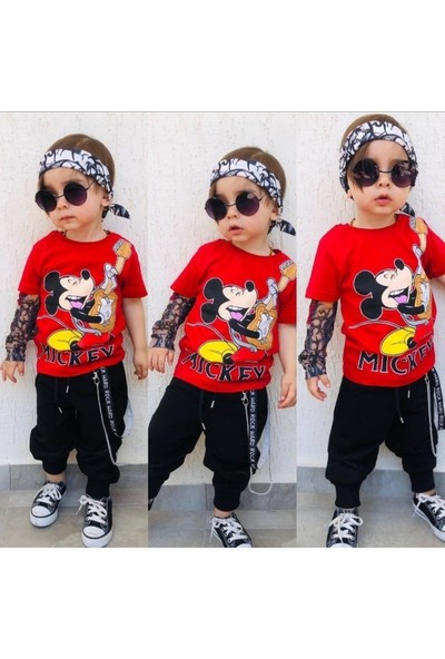 Erkek Çocuk Mickey Mouse Bakılı Bandanalı ve Dövmeli Alt Üsr Takım Erkek Çocuk Mickey Mouse Bakılı Bandanalı ve Dövmeli Alt Üsr Takım