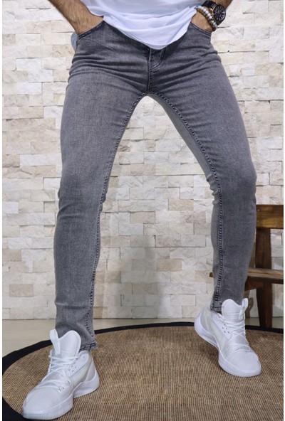 Gri Erkek Spor Kesim Jeans