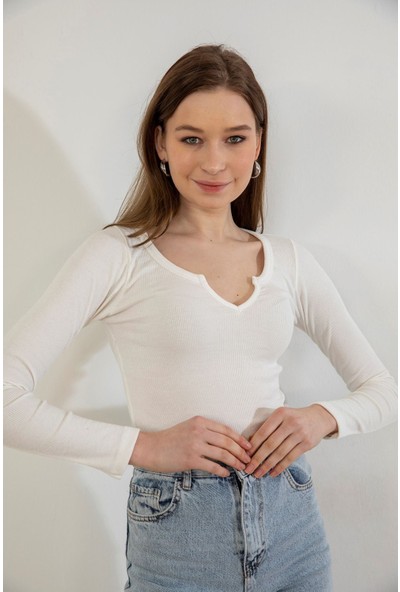 V Detay Kaşkorse Bluz-Ekru
