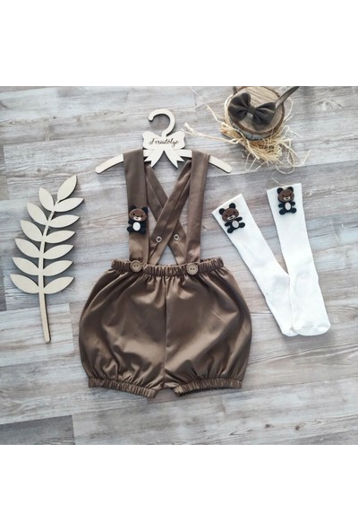 Feri Atölye Ayıcık Konsept Kahverengi Erkek Bebek Salopet Takımı Feri Atölye Ayıcık Konsept Kahverengi Erkek Bebek Salopet Takımı