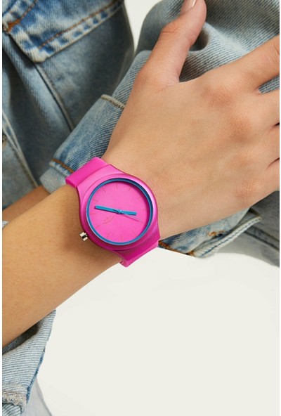 Fiza Unisex Günlük Kullanıma Uygun Silikon Kordon Pembe Kol Saati Aksesuar Şık Rüküş Fiza Unisex Günlük Kullanıma Uygun Silikon Kordon Pembe Kol Saati Aksesuar Şık Rüküş